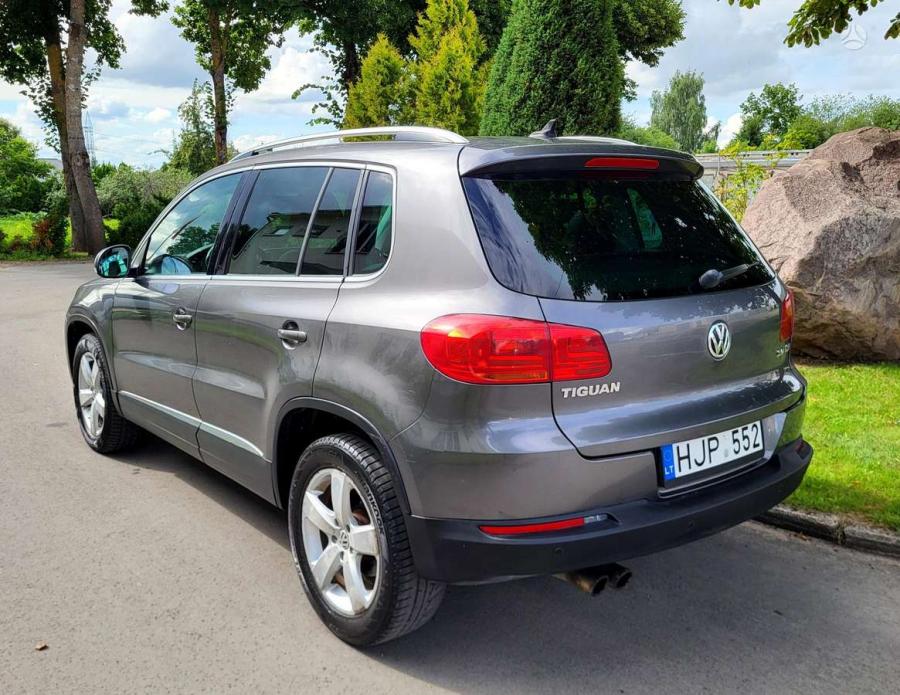 Pelēks Volkswagen Tiguan 2012 Šauļi, ar dzinēja tilpumu 2.00 L un nobraukumu 230 tūkst. km par 5990 €, foto 5 vietnē AUTOMOTO.COM.LV