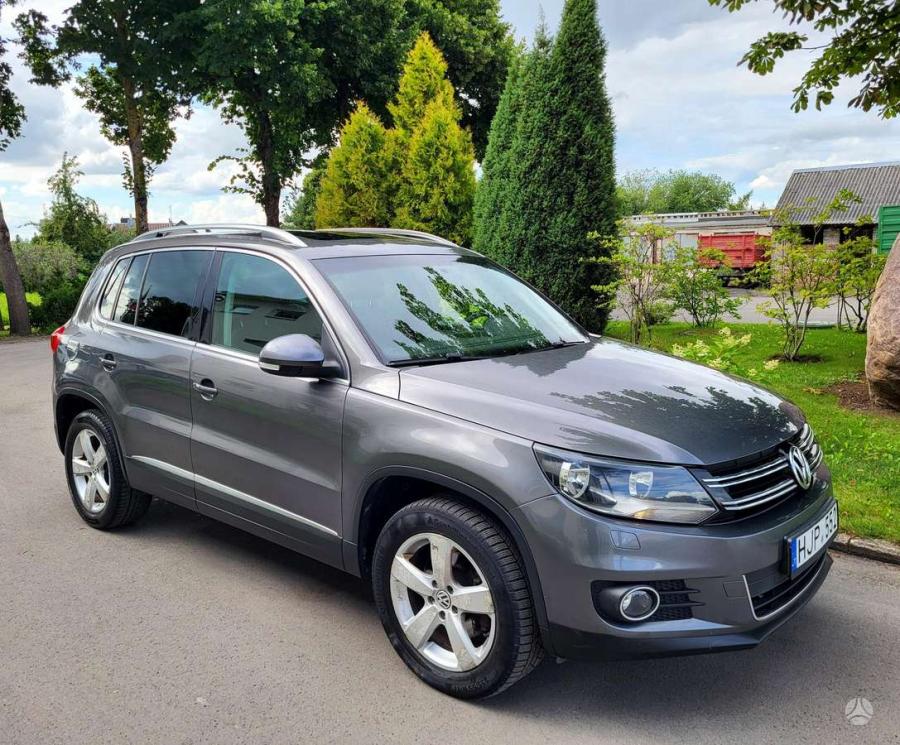 Pelēks Volkswagen Tiguan 2012 Šauļi, ar dzinēja tilpumu 2.00 L un nobraukumu 230 tūkst. km par 5990 €, foto 12 vietnē AUTOMOTO.COM.LV