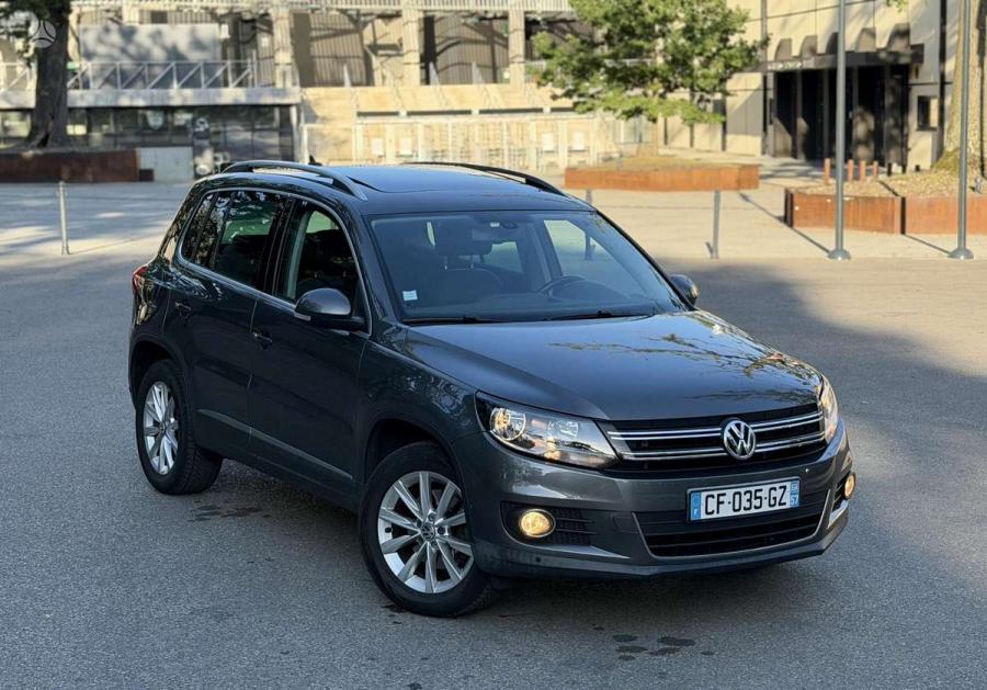 Grey Volkswagen Tiguan 2012 in Taurage, with an engine capacity of 1.97 L and mileage of 185 thousand km for 8300 €, photo 10 on AUTOMOTO.COM.LV
