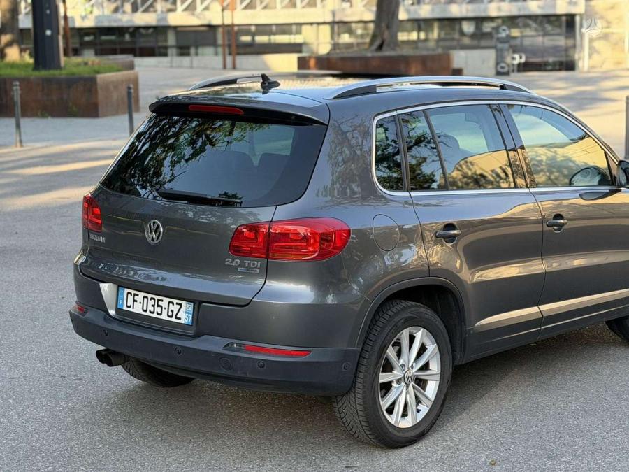 Grey Volkswagen Tiguan 2012 in Taurage, with an engine capacity of 1.97 L and mileage of 185 thousand km for 8300 €, photo 19 on AUTOMOTO.COM.LV