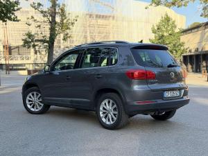 Grey Volkswagen Tiguan 2012 in Taurage, with an engine capacity of 1.97 L and mileage of 185 thousand km for 8300 €, photo 20 on AUTOMOTO.COM.LV
