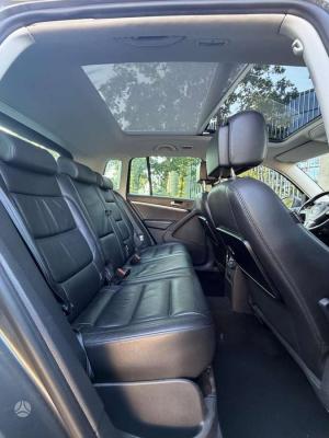 Grey Volkswagen Tiguan 2012 in Taurage, with an engine capacity of 1.97 L and mileage of 185 thousand km for 8300 €, photo 35 on AUTOMOTO.COM.LV