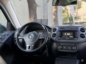 Grey Volkswagen Tiguan 2012 in Taurage, with an engine capacity of 1.97 L and mileage of 185 thousand km for 8300 €, photo 40 on AUTOMOTO.COM.LV