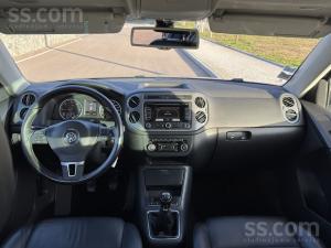 Grey Volkswagen Tiguan 2012 in Rezekne, with an engine capacity of 2.00 L and mileage of 274 thousand km for 8700 €, photo 20 on AUTOMOTO.COM.LV