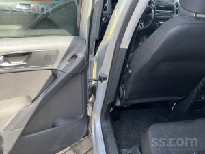 Pelēks Volkswagen Tiguan 2012 Rīga, ar dzinēja tilpumu 1.40 L un nobraukumu 263 tūkst. km par 5650 €, foto 15 vietnē AUTOMOTO.COM.LV