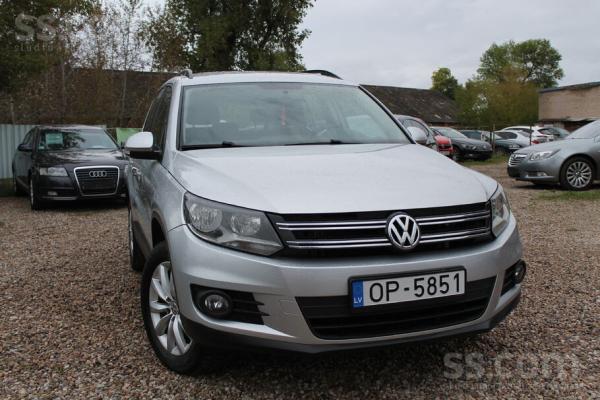 Grey Volkswagen Tiguan 2012 in Daugavpils, with an engine capacity of 1.40 L and mileage of 213 thousand km for 6390 €, photo 3 on AUTOMOTO.COM.LV