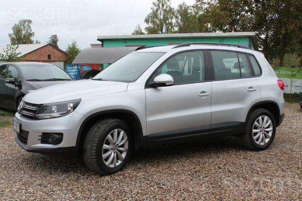Grey Volkswagen Tiguan 2012 in Daugavpils, with an engine capacity of 1.40 L and mileage of 213 thousand km for 6390 €, photo 9 on AUTOMOTO.COM.LV