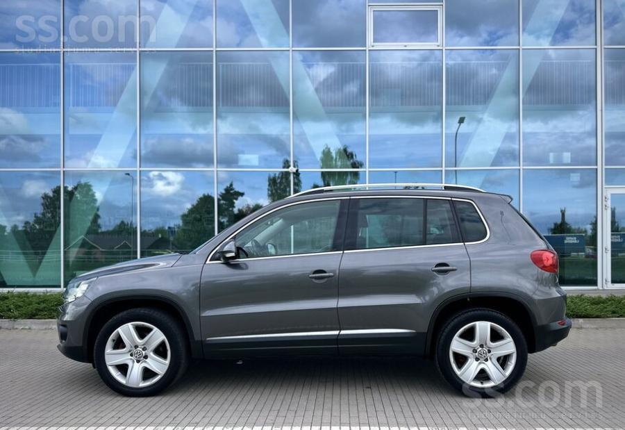 Pelēks Volkswagen Tiguan 2012 Rēzekne, ar dzinēja tilpumu 2.00 L un nobraukumu 183 tūkst. km par 10990 €, foto 4 vietnē AUTOMOTO.COM.LV
