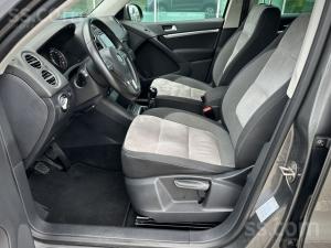 Pelēks Volkswagen Tiguan 2012 Rēzekne, ar dzinēja tilpumu 2.00 L un nobraukumu 183 tūkst. km par 10990 €, foto 11 vietnē AUTOMOTO.COM.LV