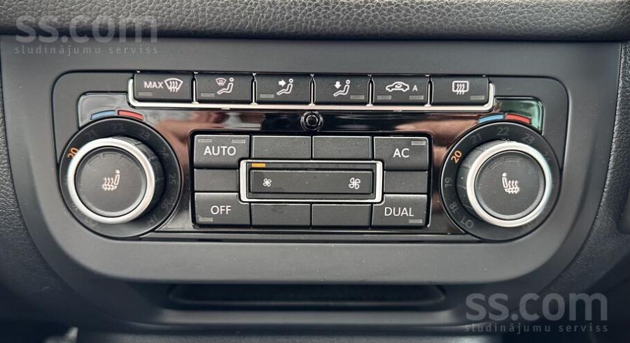 Pelēks Volkswagen Tiguan 2012 Rēzekne, ar dzinēja tilpumu 2.00 L un nobraukumu 183 tūkst. km par 10990 €, foto 23 vietnē AUTOMOTO.COM.LV