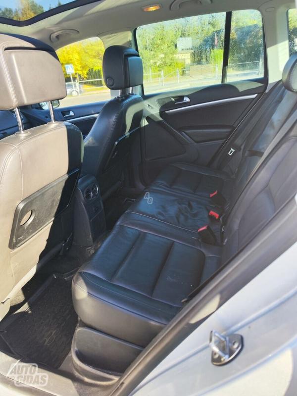 Grey Volkswagen Tiguan 2012 in Druskininkai, with an engine capacity of 2.00 L and mileage of 273 thousand km for 8000 €, photo 9 on AUTOMOTO.COM.LV