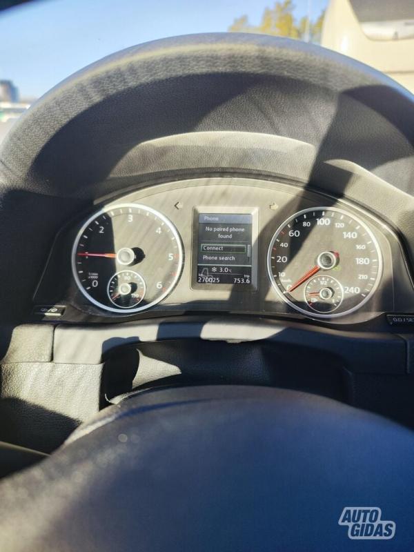 Grey Volkswagen Tiguan 2012 in Druskininkai, with an engine capacity of 2.00 L and mileage of 273 thousand km for 8000 €, photo 10 on AUTOMOTO.COM.LV