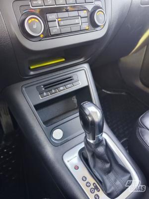 Grey Volkswagen Tiguan 2012 in Druskininkai, with an engine capacity of 2.00 L and mileage of 273 thousand km for 8000 €, photo 14 on AUTOMOTO.COM.LV