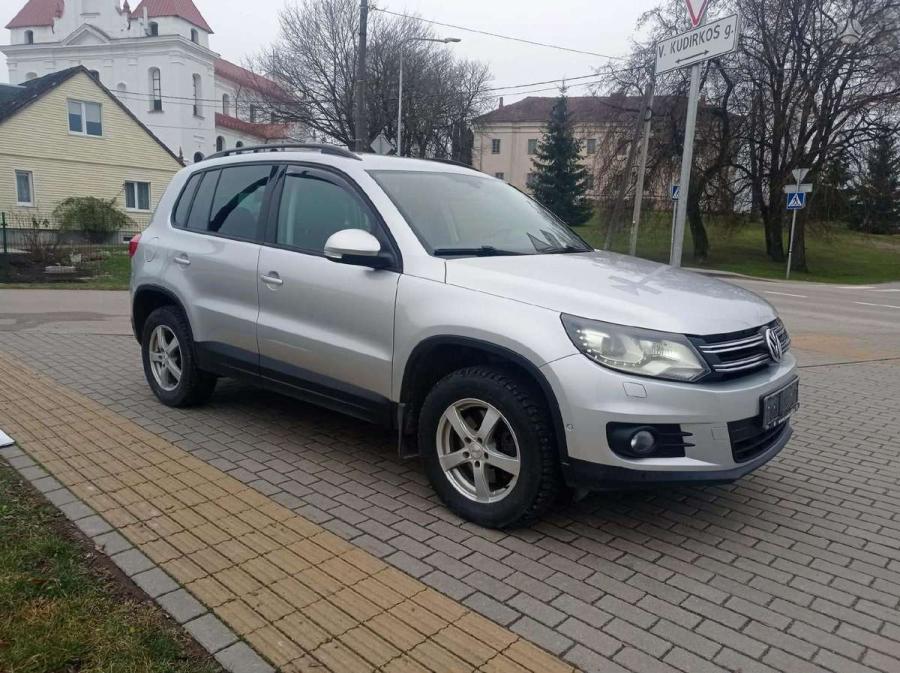 Pelēks Volkswagen Tiguan 2013 Raseiniai, ar dzinēja tilpumu 1.97 L un nobraukumu 233 tūkst. km par 6800 €, foto 4 vietnē AUTOMOTO.COM.LV