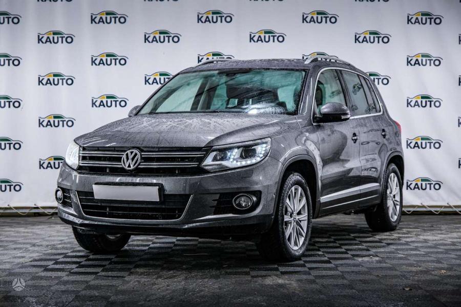 Pelēks Volkswagen Tiguan 2013 Kauņa, ar dzinēja tilpumu 1.40 L un nobraukumu 0 tūkst. km par 9490 €, foto 1 vietnē AUTOMOTO.COM.LV