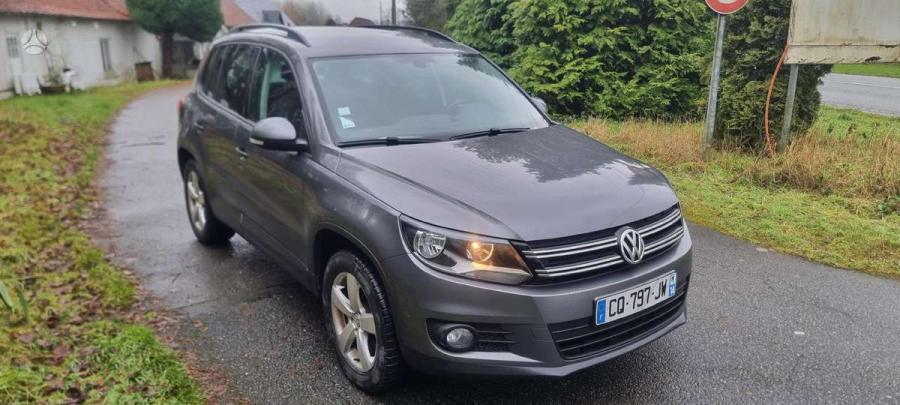 Pelēks Volkswagen Tiguan 2013 Tauragė, ar dzinēja tilpumu 1.97 L un nobraukumu 245 tūkst. km par 5600 €, foto 2 vietnē AUTOMOTO.COM.LV