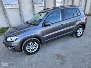 Pelēks Volkswagen Tiguan 2013 Mažeikiai, ar dzinēja tilpumu 2.00 L un nobraukumu 314 tūkst. km par 5650 €, foto  vietnē AUTOMOTO.COM.LV