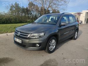 Pelēks Volkswagen Tiguan 2013 Liepāja, ar dzinēja tilpumu 2.00 L un nobraukumu 380 tūkst. km par 6000 €, foto  vietnē AUTOMOTO.COM.LV