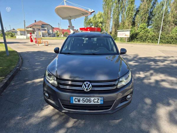 Grey Volkswagen Tiguan 2013 in Taurage, with an engine capacity of 1.97 L and mileage of 310 thousand km for 8800 €, photo 2 on AUTOMOTO.COM.LV
