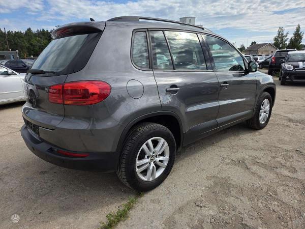 Pelēks Volkswagen Tiguan 2013 Utena, ar dzinēja tilpumu 1.40 L un nobraukumu 189 tūkst. km par 6950 €, foto 4 vietnē AUTOMOTO.COM.LV