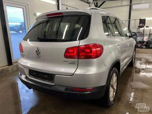 Grey Volkswagen Tiguan 2013 in Aukstieji Rusokai, with an engine capacity of 2.00 L and mileage of 323 thousand km for 5100 €, photo 10 on AUTOMOTO.COM.LV