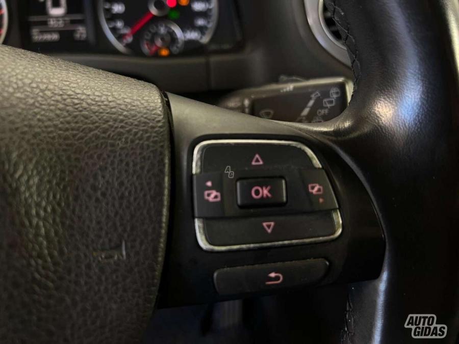 Grey Volkswagen Tiguan 2013 in Aukstieji Rusokai, with an engine capacity of 2.00 L and mileage of 323 thousand km for 5100 €, photo 24 on AUTOMOTO.COM.LV