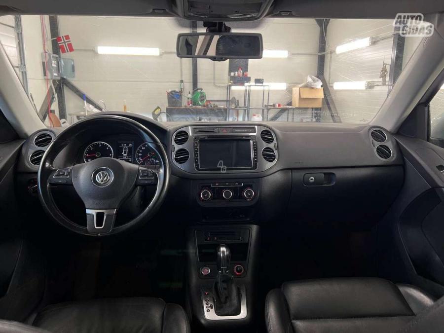 Grey Volkswagen Tiguan 2013 in Aukstieji Rusokai, with an engine capacity of 2.00 L and mileage of 323 thousand km for 5100 €, photo 28 on AUTOMOTO.COM.LV