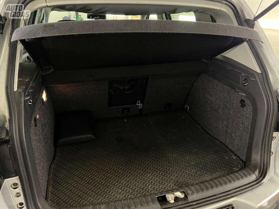 Grey Volkswagen Tiguan 2013 in Aukstieji Rusokai, with an engine capacity of 2.00 L and mileage of 323 thousand km for 5100 €, photo 33 on AUTOMOTO.COM.LV