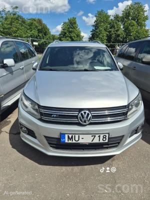 Grey Volkswagen Tiguan 2013 in Kraslava, with an engine capacity of 2.00 L and mileage of 298 thousand km for 6500 €, photo  on AUTOMOTO.COM.LV