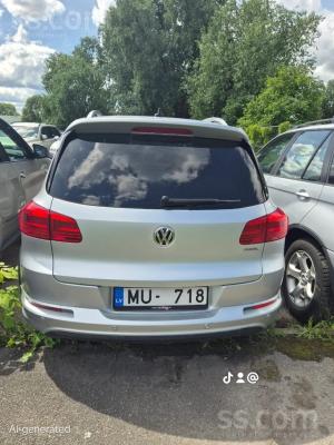 Grey Volkswagen Tiguan 2013 in Kraslava, with an engine capacity of 2.00 L and mileage of 298 thousand km for 6500 €, photo 3 on AUTOMOTO.COM.LV