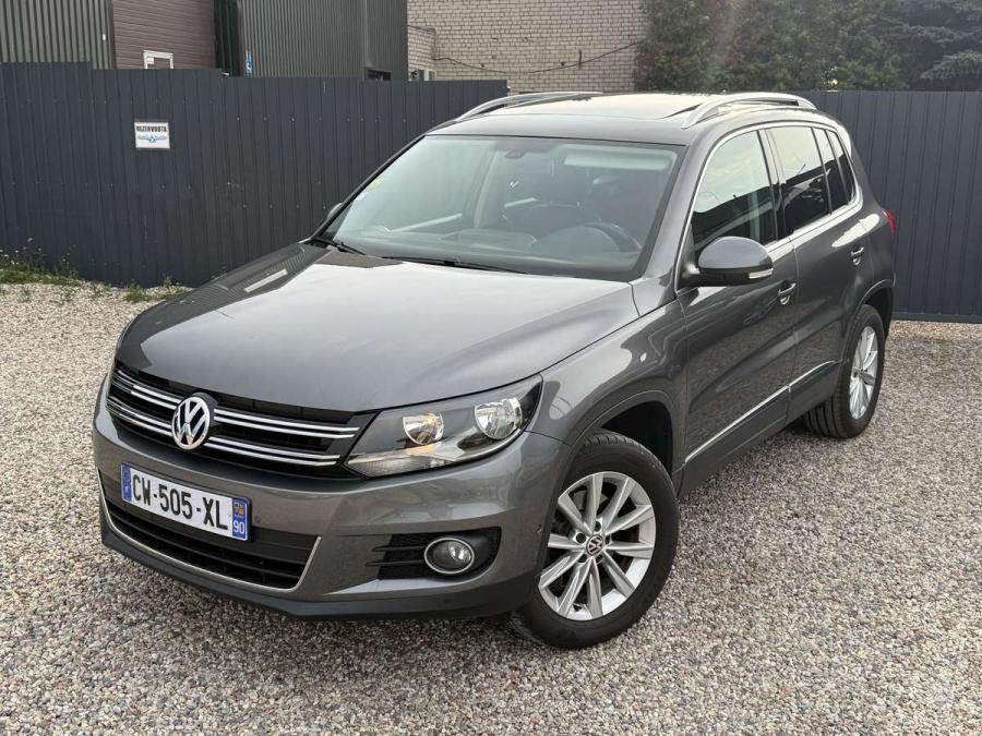 Pelēks Volkswagen Tiguan 2013 Kauņa, ar dzinēja tilpumu 1.97 L un nobraukumu 231 tūkst. km par 9700 €, foto 1 vietnē AUTOMOTO.COM.LV