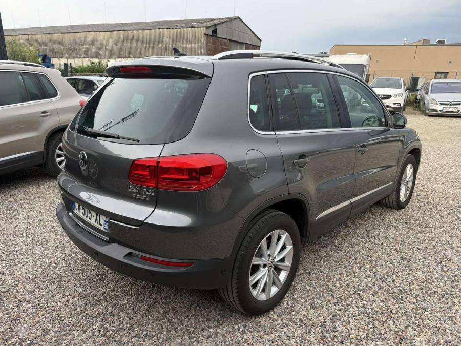 Pelēks Volkswagen Tiguan 2013 Kauņa, ar dzinēja tilpumu 1.97 L un nobraukumu 231 tūkst. km par 9700 €, foto 7 vietnē AUTOMOTO.COM.LV
