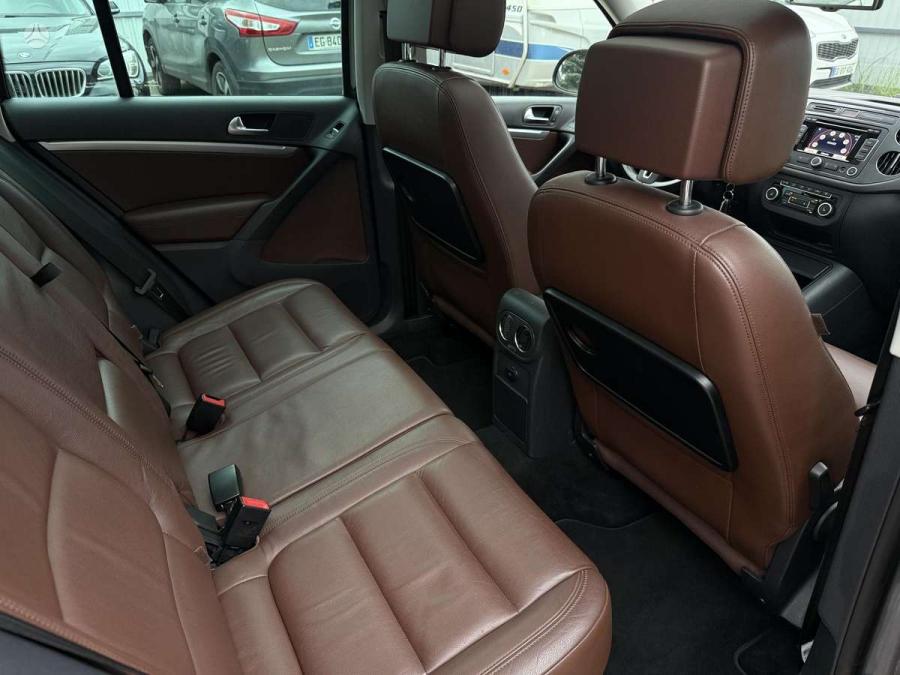 Pelēks Volkswagen Tiguan 2013 Kauņa, ar dzinēja tilpumu 1.97 L un nobraukumu 231 tūkst. km par 9700 €, foto 15 vietnē AUTOMOTO.COM.LV
