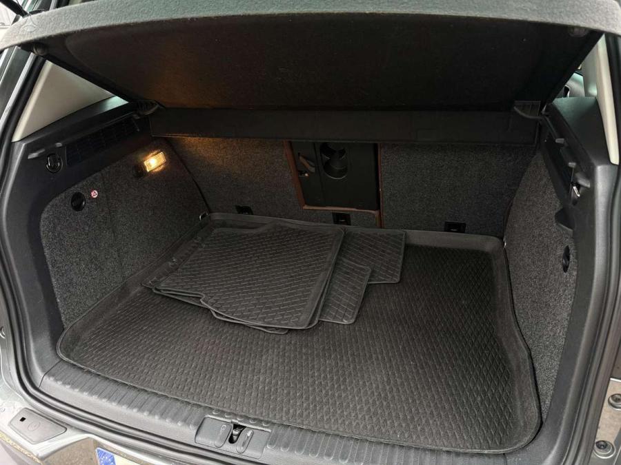 Pelēks Volkswagen Tiguan 2013 Kauņa, ar dzinēja tilpumu 1.97 L un nobraukumu 231 tūkst. km par 9700 €, foto 21 vietnē AUTOMOTO.COM.LV