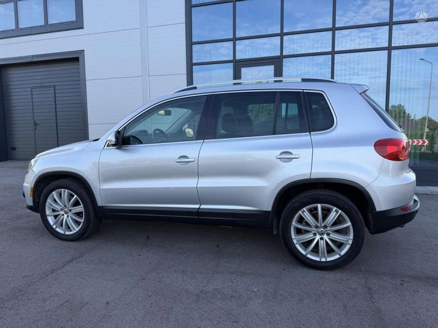 Pelēks Volkswagen Tiguan 2013 Kretinga, ar dzinēja tilpumu 1.98 L un nobraukumu 181 tūkst. km par 7500 €, foto 5 vietnē AUTOMOTO.COM.LV