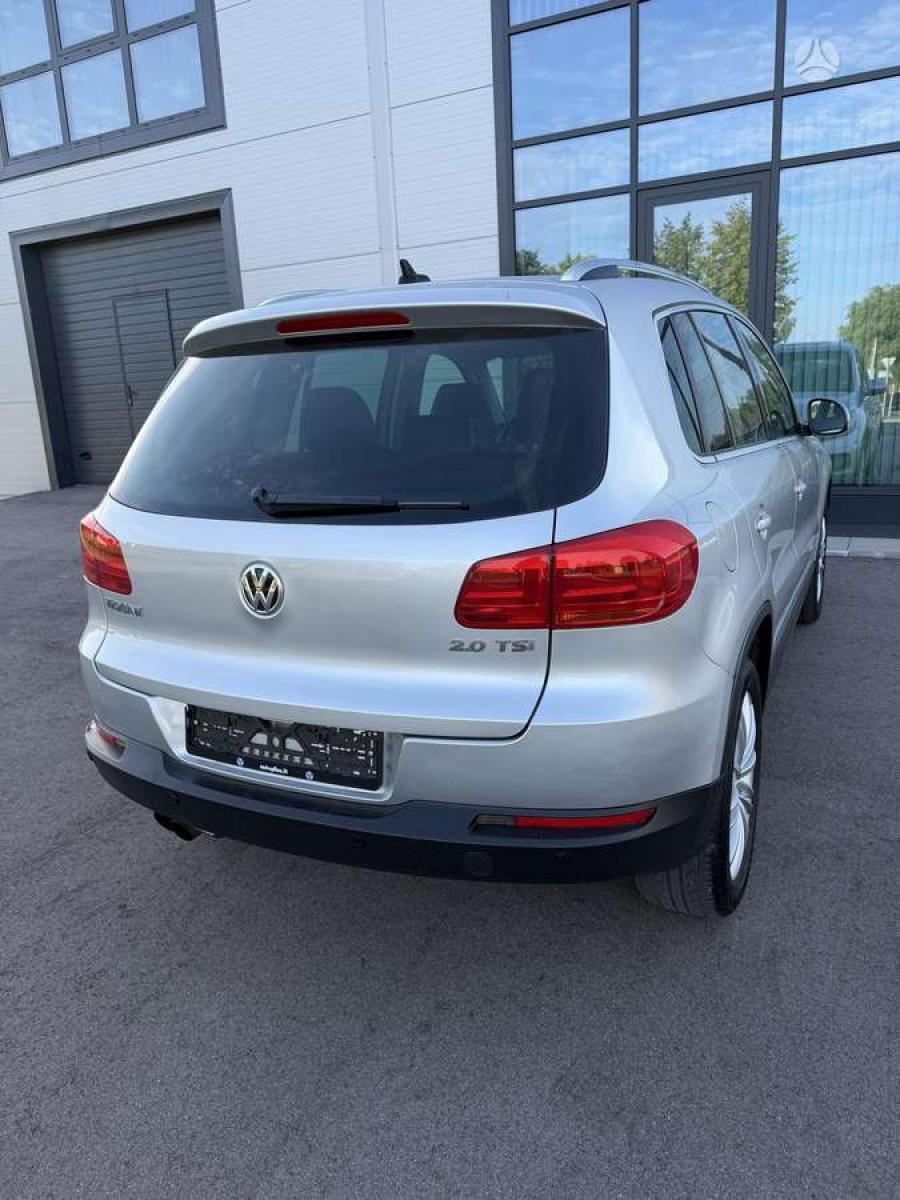 Pelēks Volkswagen Tiguan 2013 Kretinga, ar dzinēja tilpumu 1.98 L un nobraukumu 181 tūkst. km par 7500 €, foto 7 vietnē AUTOMOTO.COM.LV