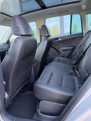 Pelēks Volkswagen Tiguan 2013 Kretinga, ar dzinēja tilpumu 1.98 L un nobraukumu 181 tūkst. km par 7500 €, foto 12 vietnē AUTOMOTO.COM.LV