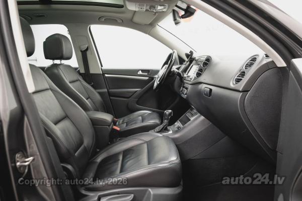 Pelēks Volkswagen Tiguan 2013 Tartu, ar dzinēja tilpumu 2.00 L un nobraukumu 275 tūkst. km par 9900 €, foto 8 vietnē AUTOMOTO.COM.LV