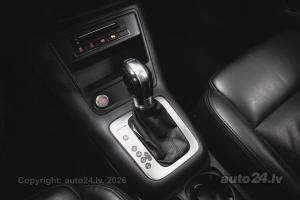 Pelēks Volkswagen Tiguan 2013 Tartu, ar dzinēja tilpumu 2.00 L un nobraukumu 275 tūkst. km par 9900 €, foto 16 vietnē AUTOMOTO.COM.LV