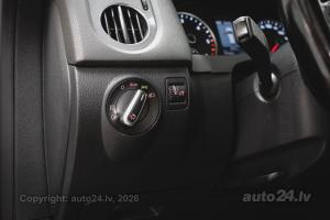 Pelēks Volkswagen Tiguan 2013 Tartu, ar dzinēja tilpumu 2.00 L un nobraukumu 275 tūkst. km par 9900 €, foto 19 vietnē AUTOMOTO.COM.LV