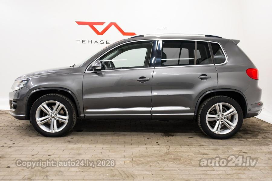 Pelēks Volkswagen Tiguan 2013 Tartu, ar dzinēja tilpumu 2.00 L un nobraukumu 275 tūkst. km par 9900 €, foto 26 vietnē AUTOMOTO.COM.LV