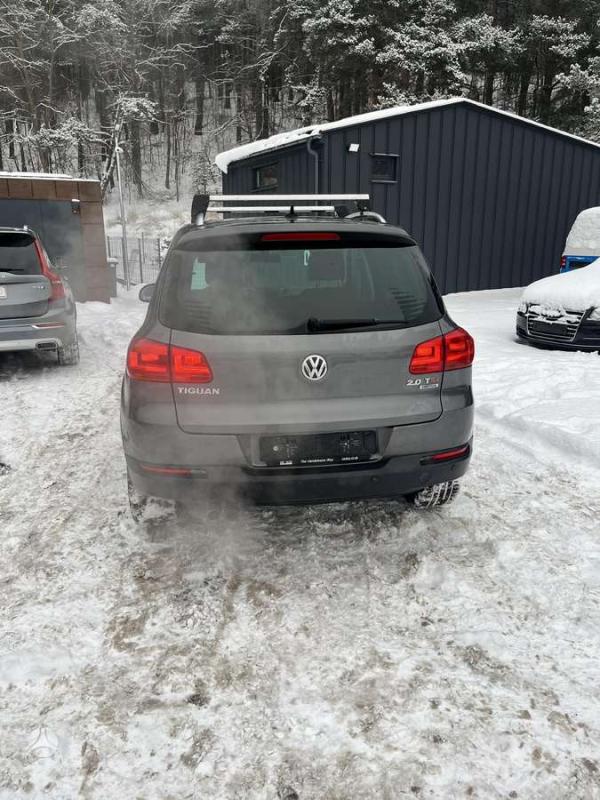 Grey Volkswagen Tiguan 2014 in Kaunas, with an engine capacity of 1.98 L and mileage of 88 thousand km for 10200 €, photo 5 on AUTOMOTO.COM.LV