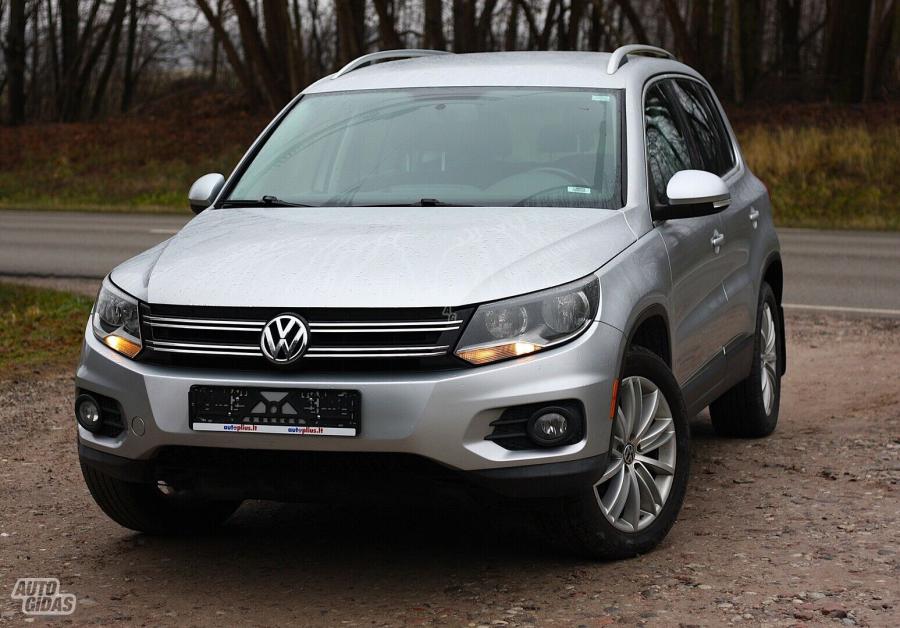 Grey Volkswagen Tiguan 2014 in Petrikaiciai, with an engine capacity of 2.00 L and mileage of 205 thousand km for 8999 €, photo 4 on AUTOMOTO.COM.LV