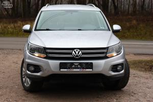 Grey Volkswagen Tiguan 2014 in Petrikaiciai, with an engine capacity of 2.00 L and mileage of 205 thousand km for 8999 €, photo 6 on AUTOMOTO.COM.LV