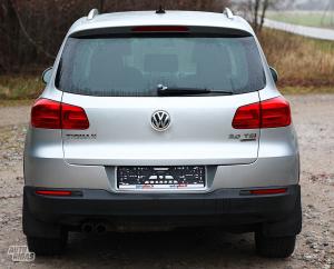 Grey Volkswagen Tiguan 2014 in Petrikaiciai, with an engine capacity of 2.00 L and mileage of 205 thousand km for 8999 €, photo 9 on AUTOMOTO.COM.LV