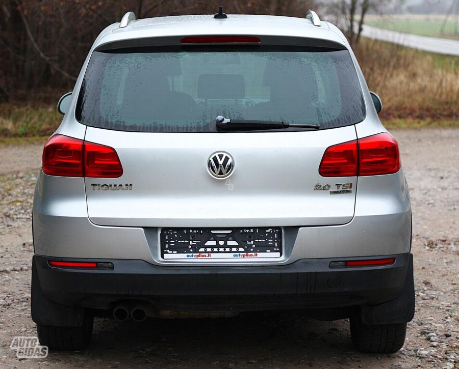 Grey Volkswagen Tiguan 2014 in Petrikaiciai, with an engine capacity of 2.00 L and mileage of 205 thousand km for 8999 €, photo 9 on AUTOMOTO.COM.LV