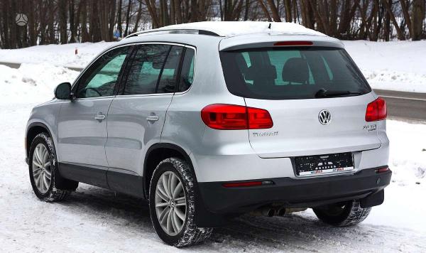 Grey Volkswagen Tiguan 2014 in Kretinga, with an engine capacity of 1.98 L and mileage of 205 thousand km for 8999 €, photo 7 on AUTOMOTO.COM.LV