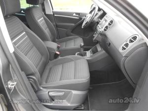 Grey Volkswagen Tiguan 2014 in Viljandi, with an engine capacity of 2.00 L and mileage of 182 thousand km for 10590 €, photo 11 on AUTOMOTO.COM.LV