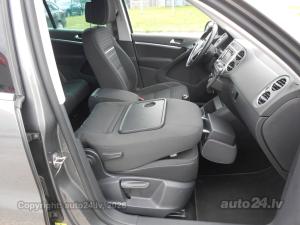 Grey Volkswagen Tiguan 2014 in Viljandi, with an engine capacity of 2.00 L and mileage of 182 thousand km for 10590 €, photo 12 on AUTOMOTO.COM.LV