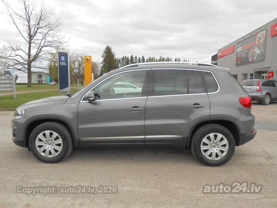 Grey Volkswagen Tiguan 2014 in Viljandi, with an engine capacity of 2.00 L and mileage of 182 thousand km for 10590 €, photo 20 on AUTOMOTO.COM.LV